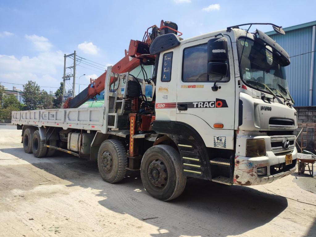 Xe cẩu Hyundai HD320 đời 2009 Cũ gắn cẩu Kanglim 7 tấn, 6 khúc - TRƯỜNG PHÁT AUTO